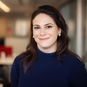 Macey Schiff - Improv Bio